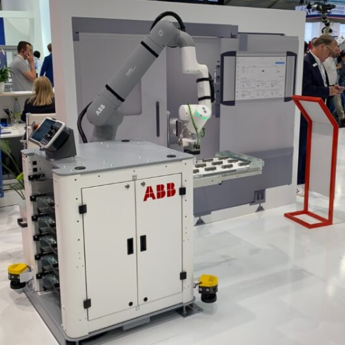 ABB Robotics - OmniVance™ Collaborative Machine Tending Cell