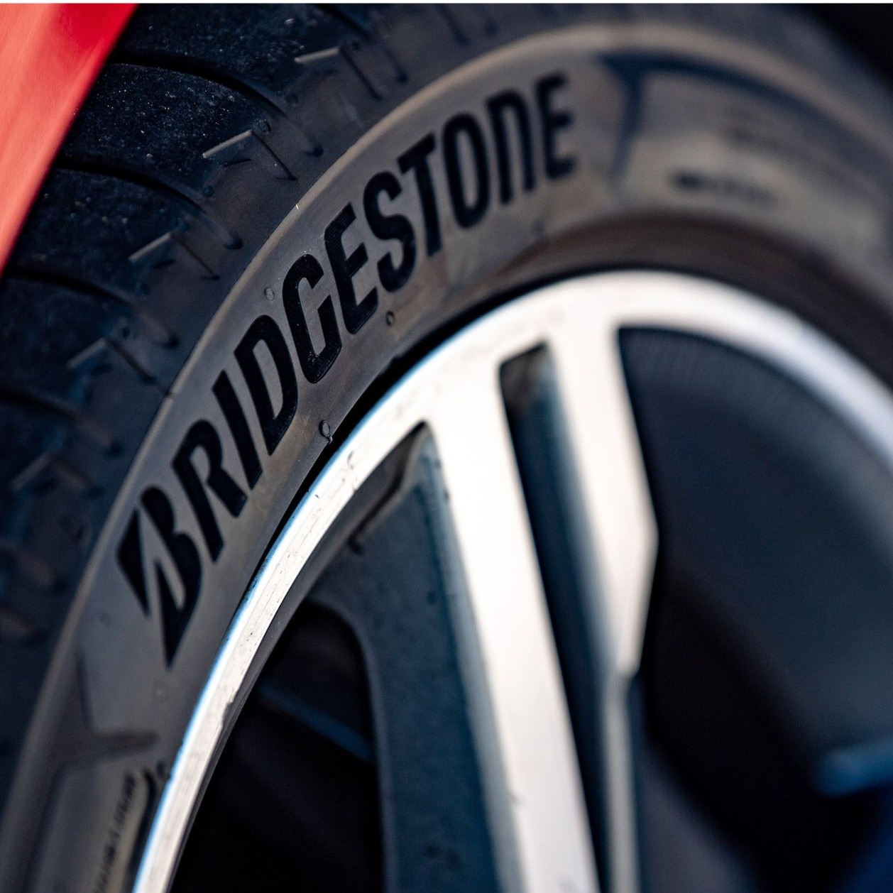 Premium Tyres Adapted to Your Fleet